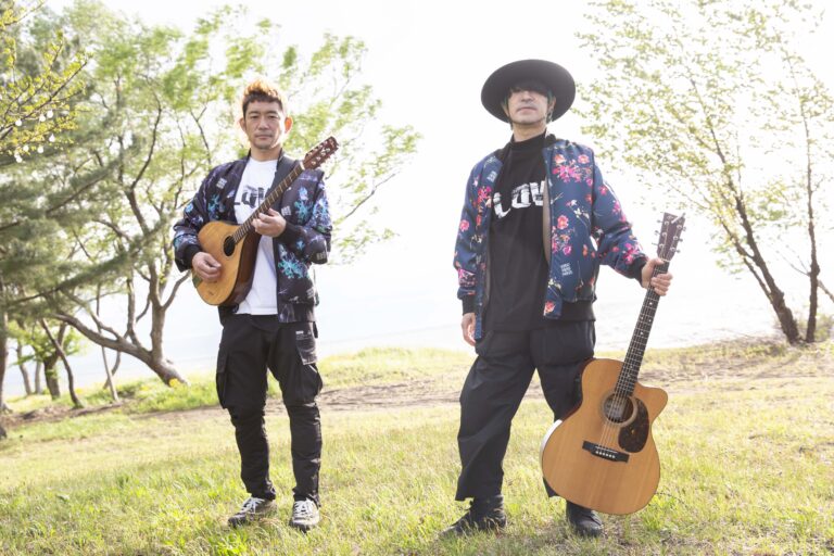 LOW IQ 01 Official Website – LOW IQ 01 オフィシャルサイト